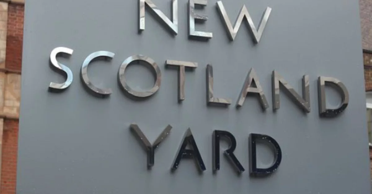 Met Covert Operations Tackle Luxury Watch Robberies in London ...