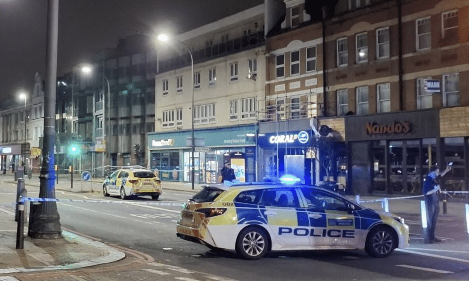 Shock in Catford and Islington as Two Stabbings Rip Through London Streets %sep% UKNIP